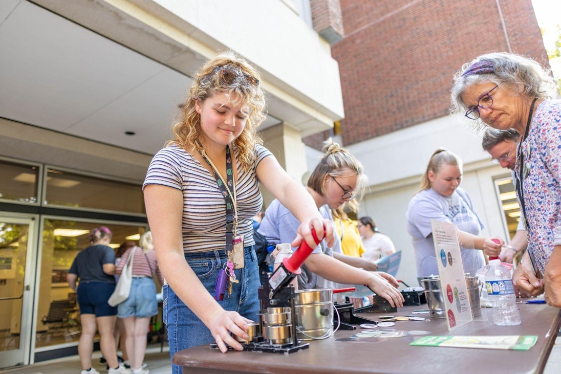 University Libraries welcomes students back to campus with another ...