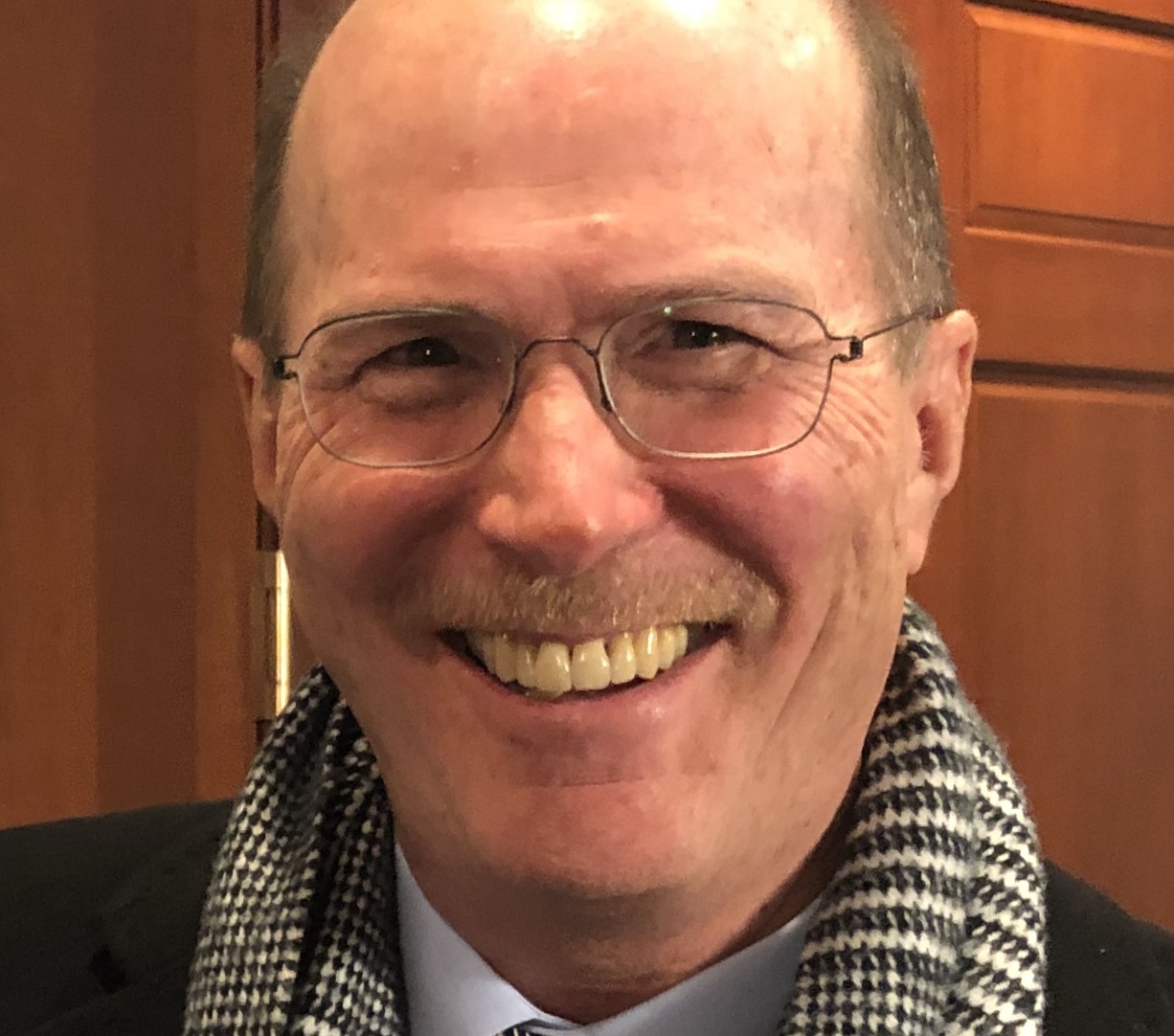 Alumnus transforms Twitter feed into a chronicle of Scripps success