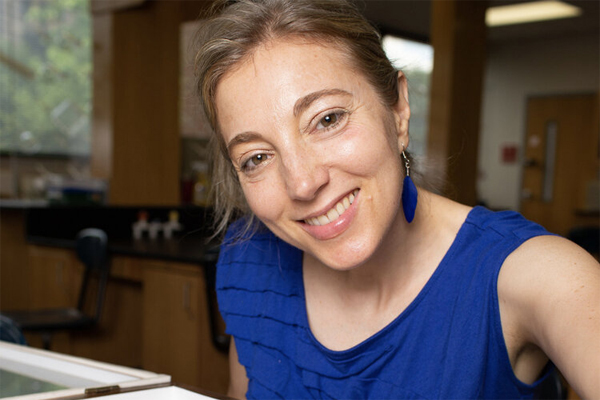 Visiting nonfiction writer Amy Wright to read from her work on Nov. 10