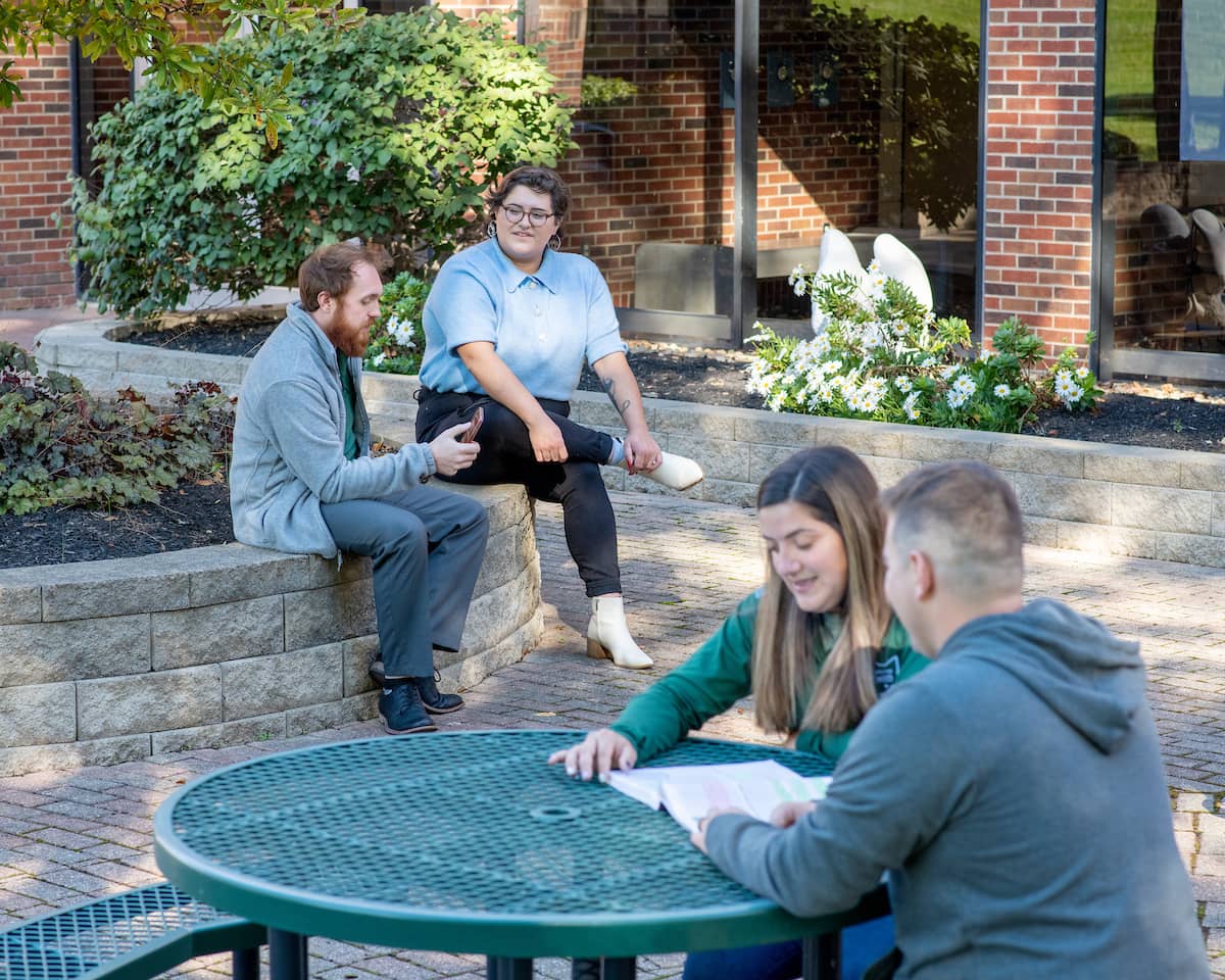 OHIO brings in record-setting first year class to Athens Campus