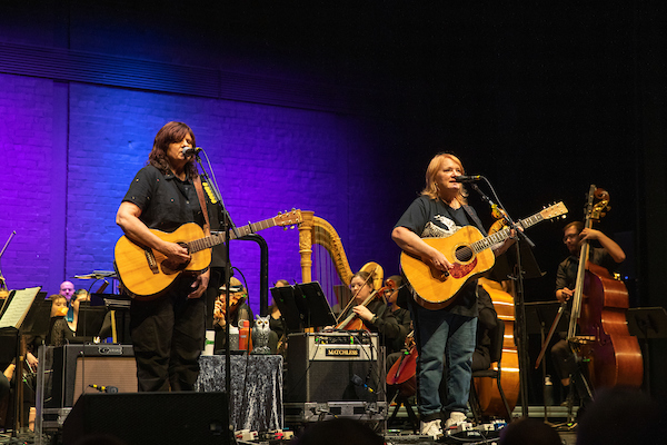 Playing to a sold-out crowd: OHIO students, musicians share the stage ...